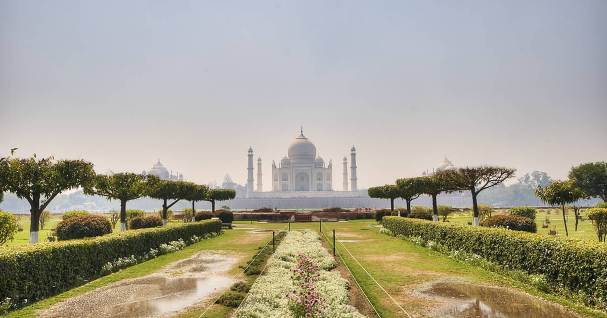 Best Time to See Gardens of Agra after the Monsoon in Taj Mahal and ...
