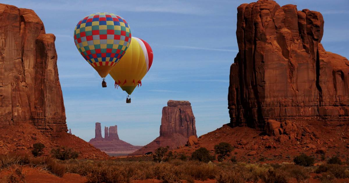 Best Time for Ballooning over Monument Valley in Utah 2019 - Rove.me