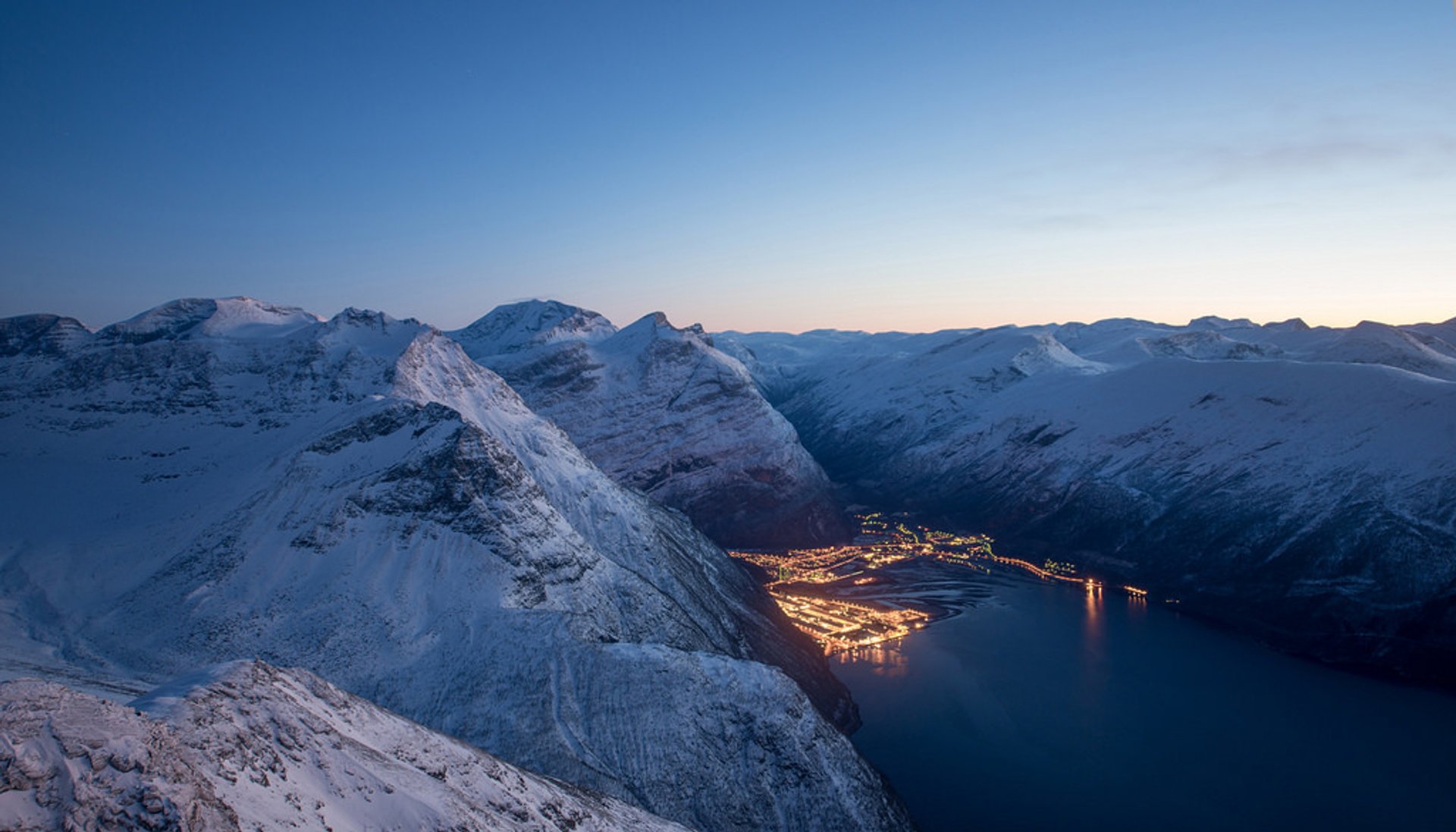 Best Time To See Blue Hours In Norway 2023 When To See Rove me Best Time To See Blue Hours In Norway 2023 When To See Rove me