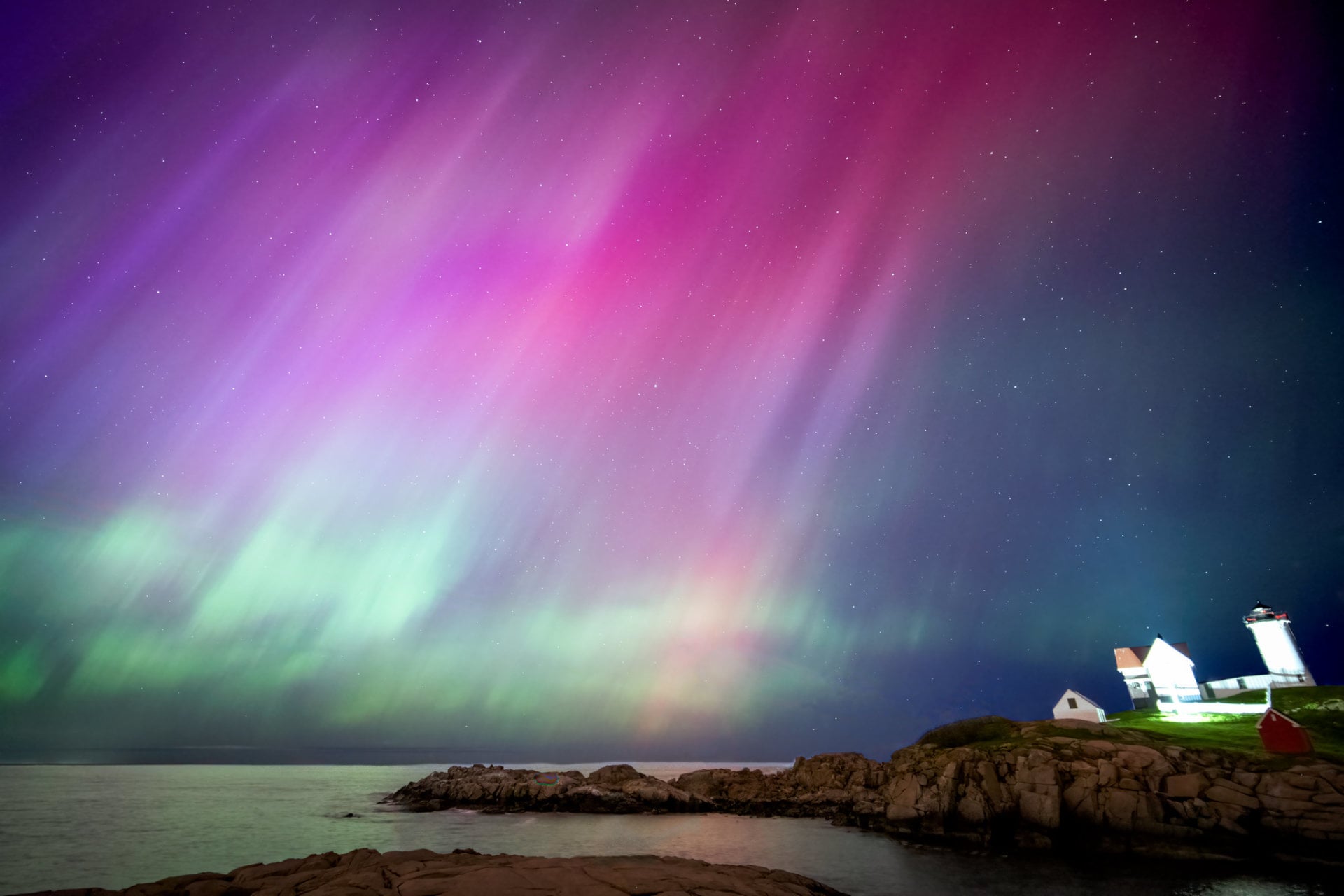 Northern Lights in Maine 2024-2025 - Rove.me